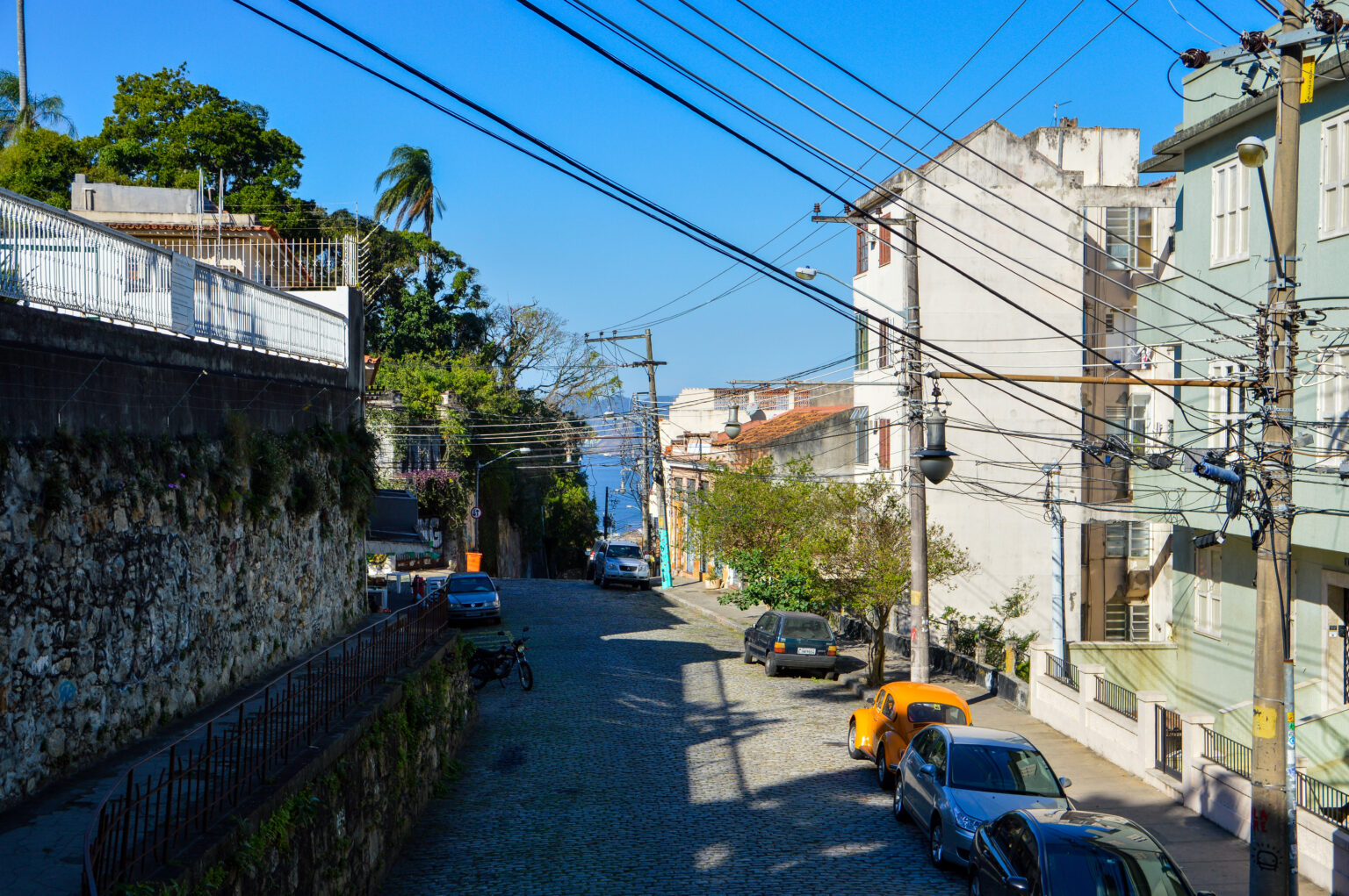 Conheça o bairro de Santa Teresa, o morro mais charmoso do Rio de ...