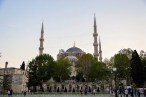 História e curiosidades da Mesquita Azul em Istambul - Viajante Sem Fim