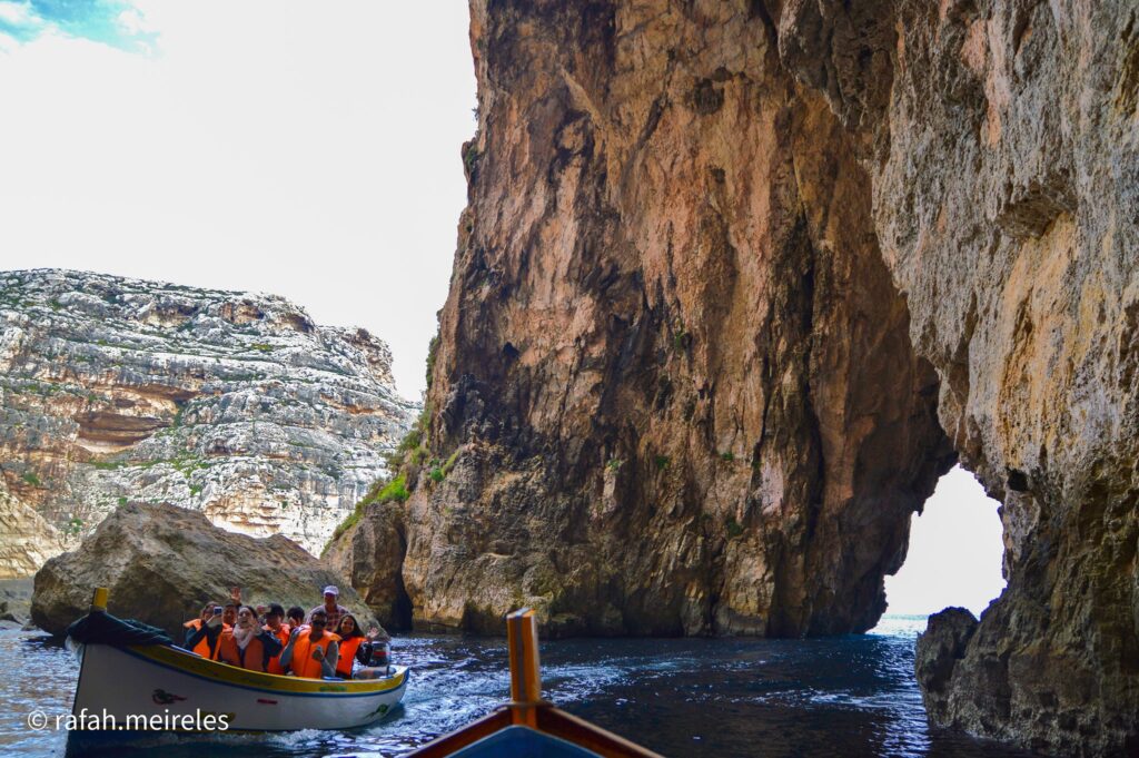 Visitando a Blue Grotto, a Gruta Azul de Malta - Viajante Sem Fim