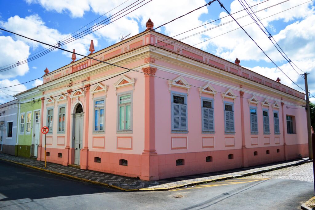 Roteiro pelo Centro Histórico de Amparo/SP: o que ver e fazer ...